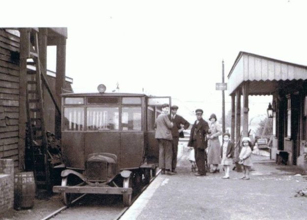 Ford Railmotors on Colonel Stephens’ lines in general and on the S&MLR ...