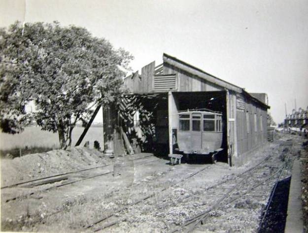 Gazelle’s Trailers | Roger Farnworth