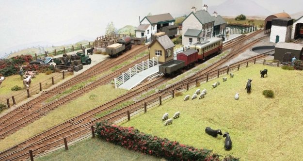 Model Railway | Roger Farnworth